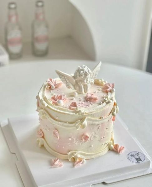 蛋糕图片女孩_如何拍出治愈系氛围感-第1张图片-山城妙识