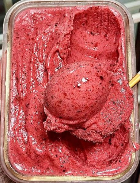 草莓冰淇淋的做法_酸奶草莓冰淇淋怎么做-第3张图片-山城妙识