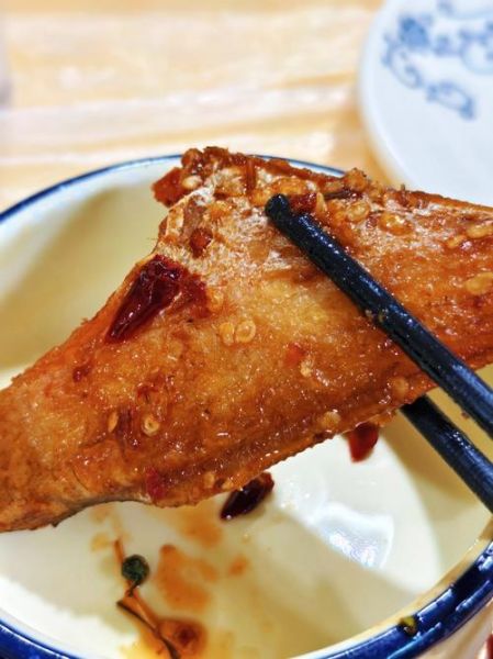 耗儿鱼红烧怎么做_红烧耗儿鱼的家常做法-第2张图片-山城妙识