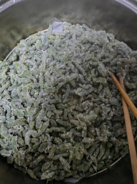 蒸野菜怎么蒸不黄_蒸野菜的做法窍门-第2张图片-山城妙识 蒸野菜怎么蒸不黄_蒸野菜的做法窍门-第2张图片-山城妙识