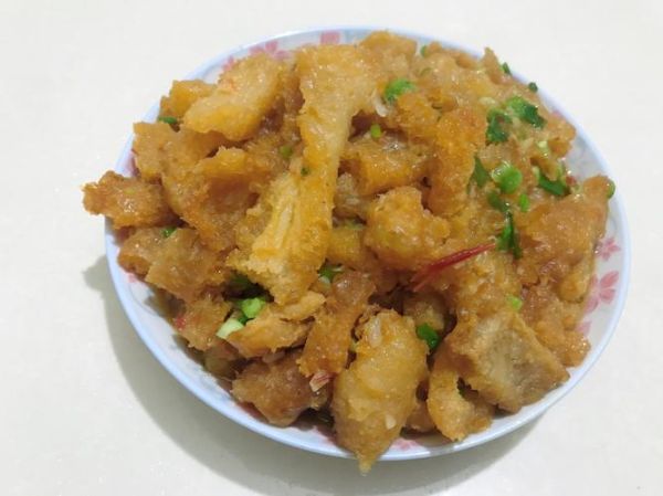 炸猪皮怎么泡发_炸猪皮泡多久才软-第3张图片-山城妙识