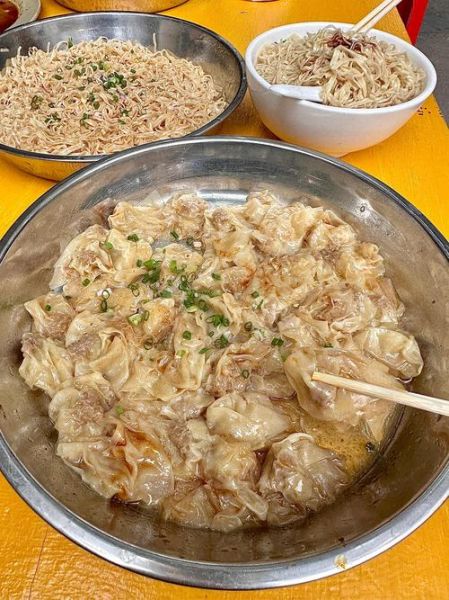 云吞面汤底怎么熬_云吞面汤底配方比例-第1张图片-山城妙识