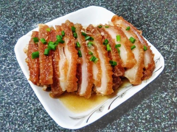 走油肉怎么做才外酥里嫩_正宗走油肉做法窍门-第2张图片-山城妙识