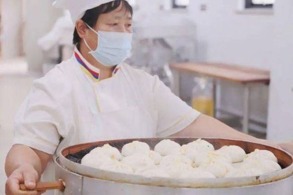 面点师傅怎么学_面点师傅工资一般多少-第1张图片-山城妙识