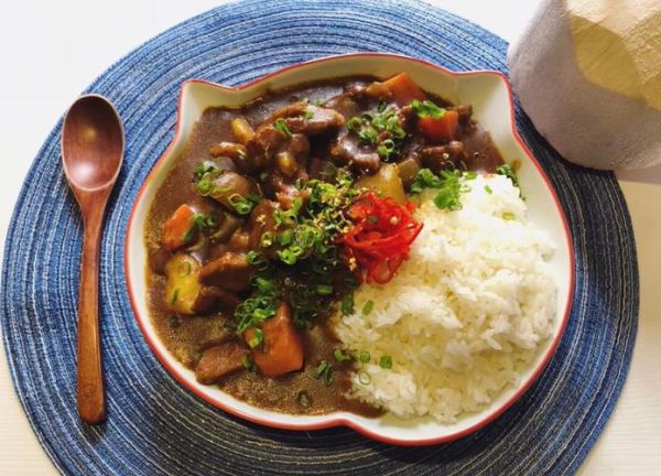 牛肉咖喱炒饭怎么做_牛肉咖喱炒饭用什么咖喱-第2张图片-山城妙识