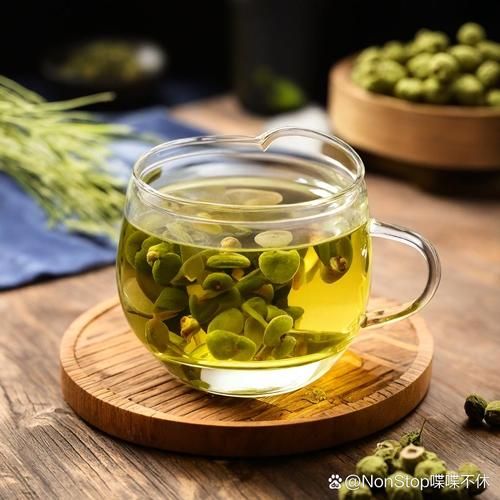 莲子心和什么搭配泡水喝最好_莲子心泡水喝的正确方法-第1张图片-山城妙识