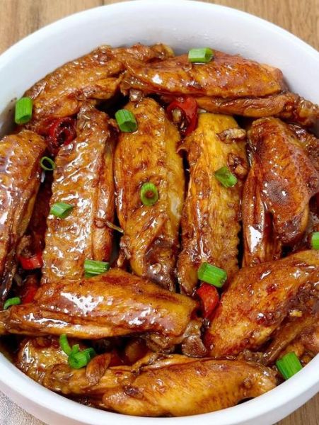 蒜香鸡翅最正宗的做法_为什么先腌后煎才够味-第3张图片-山城妙识