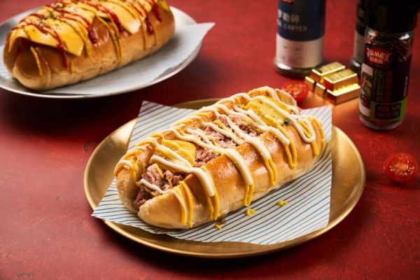 热狗个人资料简介_热狗真名叫什么-第2张图片-山城妙识