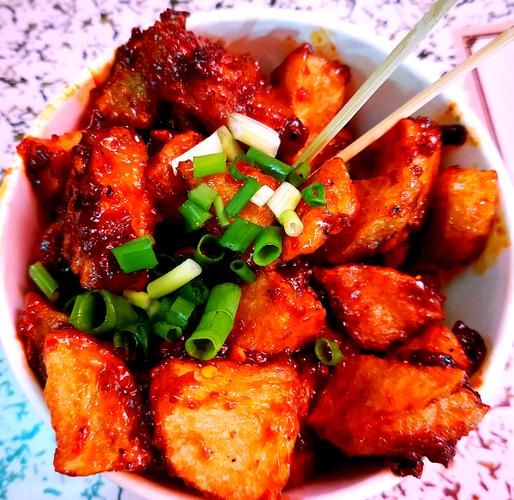 周签签锅巴土豆怎么做那么脆_脆锅巴土豆的秘诀-第1张图片-山城妙识