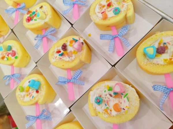 棒棒糖蛋糕怎么做_棒棒糖蛋糕图片唯美-第3张图片-山城妙识