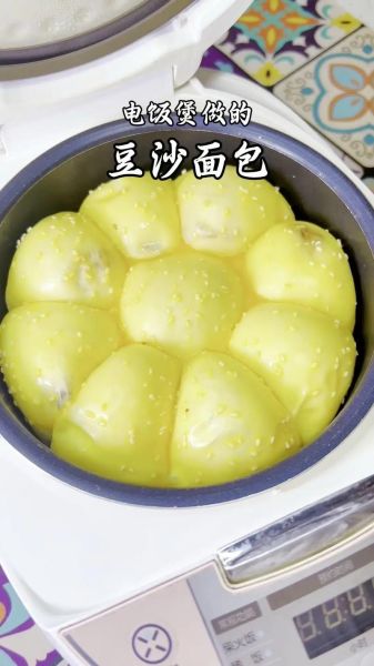 豆沙面包怎么做_豆沙面包做法大全图解-第1张图片-山城妙识