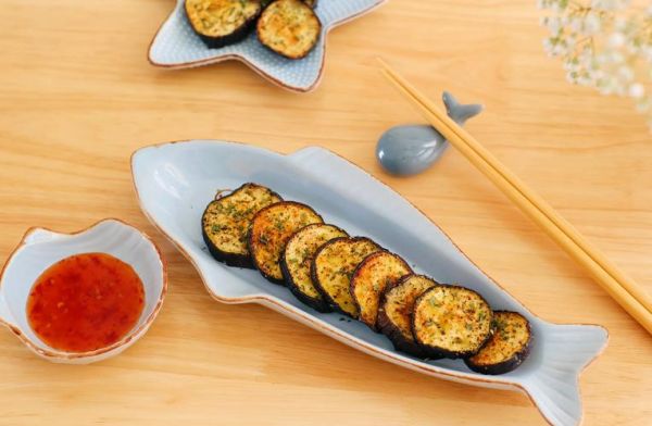 烤茄子烤箱做法_烤茄子需要多长时间-第3张图片-山城妙识