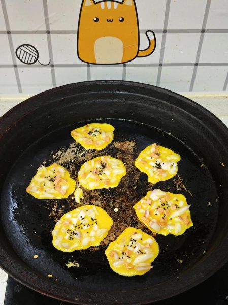 洋葱鸡蛋饼怎么做_洋葱鸡蛋饼的家常做法-第3张图片-山城妙识