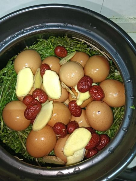 地米菜煮鸡蛋的由来_地米菜煮鸡蛋有什么功效-第3张图片-山城妙识