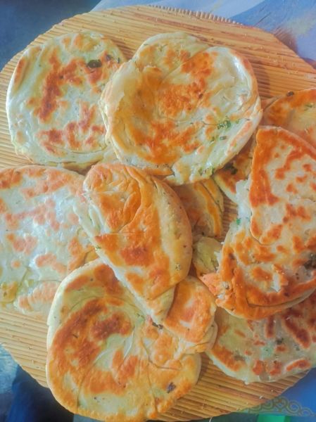 路边摊油饼的做法_油饼怎么和面才松软-第1张图片-山城妙识