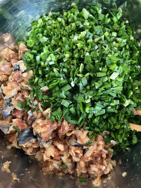 鱼肉馅儿饺子怎么调馅_鱼肉馅儿饺子放什么去腥-第2张图片-山城妙识