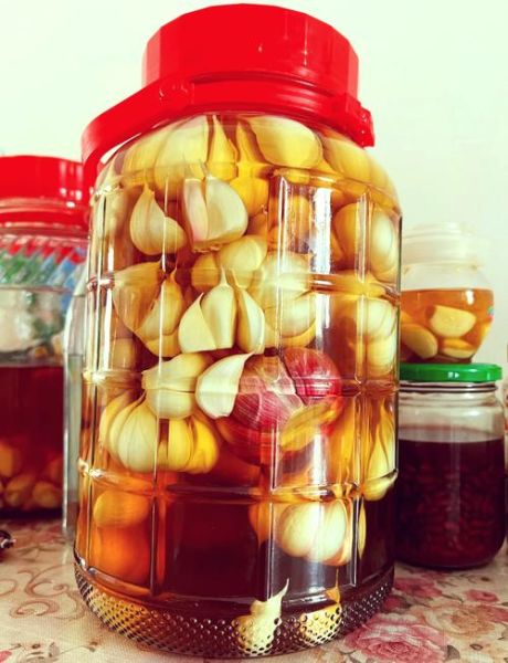 蒜头怎样腌制比较好吃_家常糖蒜配方-第1张图片-山城妙识