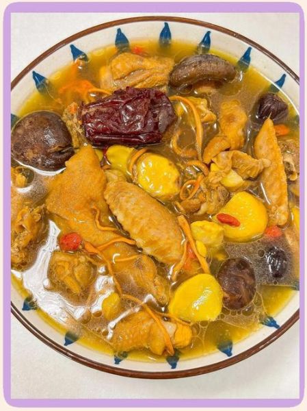 板栗炖鸡可以加什么食材_如何搭配更香-第3张图片-山城妙识