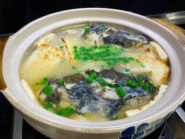 鱼头豆腐汤怎么做_鱼头煲汤搭配什么食材好-第1张图片-山城妙识 鱼头豆腐汤怎么做_鱼头煲汤搭配什么食材好-第1张图片-山城妙识