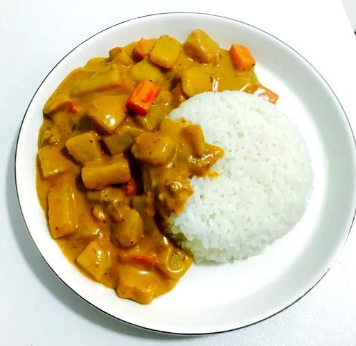 咖喱饭怎么做_咖喱饭用什么咖喱块-第1张图片-山城妙识