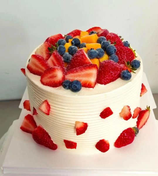 六寸蛋糕够几个人吃_六寸蛋糕价格一般多少钱-第2张图片-山城妙识 六寸蛋糕够几个人吃_六寸蛋糕价格一般多少钱-第2张图片-山城妙识