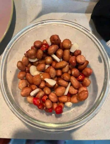 微波炉烤花生米致癌吗_微波炉烤花生米危害有哪些-第1张图片-山城妙识