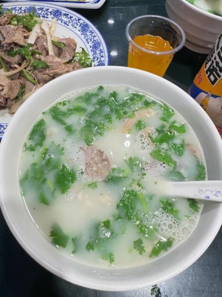 白汤羊肉汤怎么做_正宗白汤羊肉汤的做法-第2张图片-山城妙识