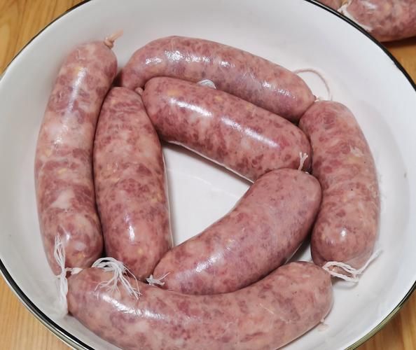 猪肉灌肠怎么做好吃_猪肉灌肠的家常吃法-第2张图片-山城妙识