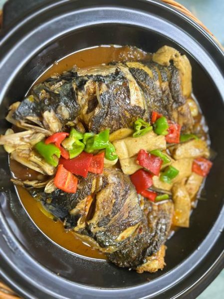 红烧鱼头豆腐怎么做_家常鱼头豆腐汤做法-第1张图片-山城妙识 红烧鱼头豆腐怎么做_家常鱼头豆腐汤做法-第1张图片-山城妙识