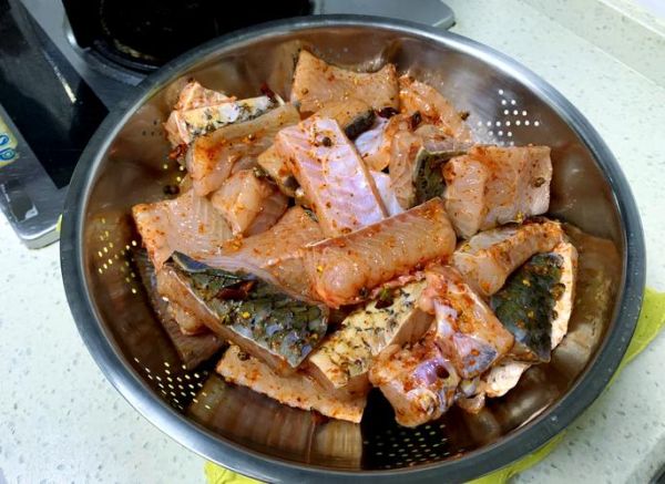 腌鱼的做法及步骤图解_如何腌鱼不腥又入味-第2张图片-山城妙识