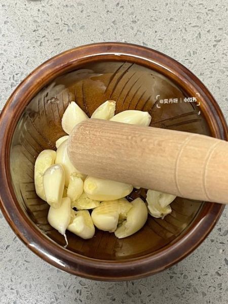 咸蒜茄子怎么腌制_咸蒜茄子腌制方法-第2张图片-山城妙识