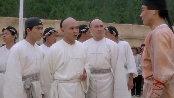 黄飞鸿之铁鸡斗蜈蚣_经典打斗场景在哪-第1张图片-山城妙识