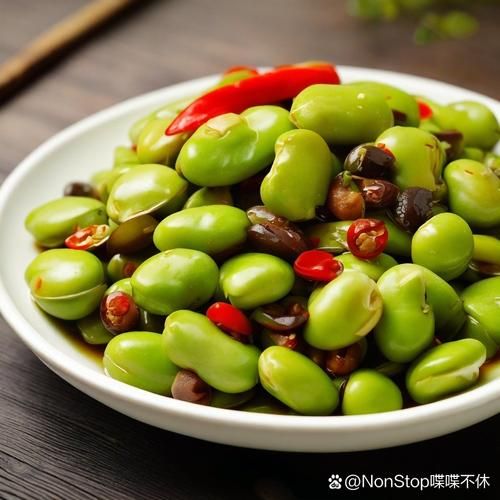 蚕豆怎么炒才酥脆_炒蚕豆要不要焯水-第1张图片-山城妙识