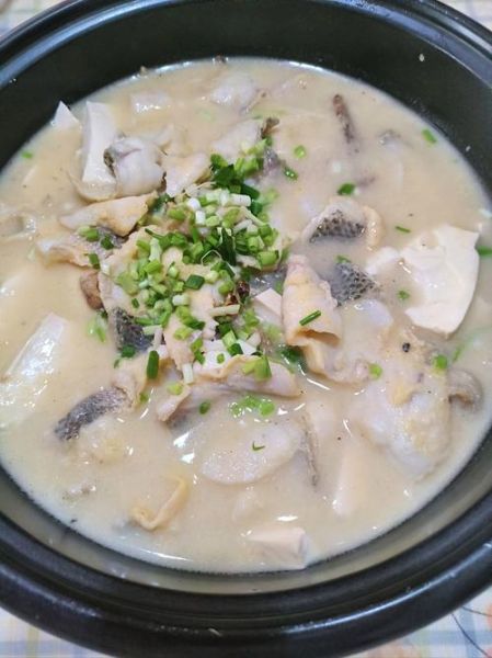 清汤豆腐鱼怎么做_清汤豆腐鱼的家常做法-第2张图片-山城妙识 清汤豆腐鱼怎么做_清汤豆腐鱼的家常做法-第2张图片-山城妙识