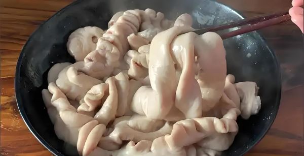 煮猪大肠怎么清洗_煮猪大肠多久能熟-第2张图片-山城妙识