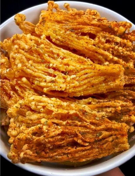 干炸金针菇怎么做才酥脆_干炸金针菇要不要焯水-第1张图片-山城妙识