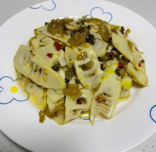 酸菜跟什么一起炒好吃呢_酸菜炒什么最下饭-第2张图片-山城妙识
