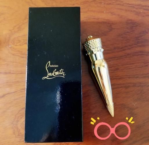 萝卜丁口红为什么贵_萝卜丁口红价格高的原因-第1张图片-山城妙识