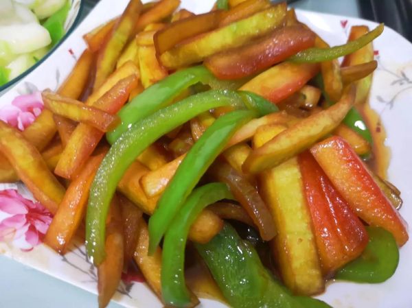 炒西瓜皮要焯水吗_西瓜皮炒前怎么处理-第3张图片-山城妙识