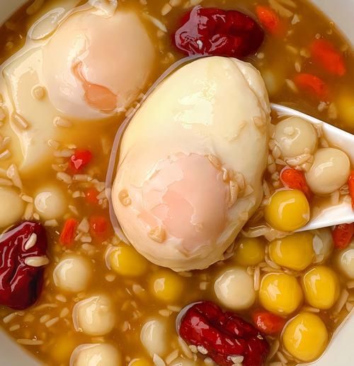 红糖米酒汤圆怎么做_红糖米酒汤圆的功效与禁忌-第3张图片-山城妙识