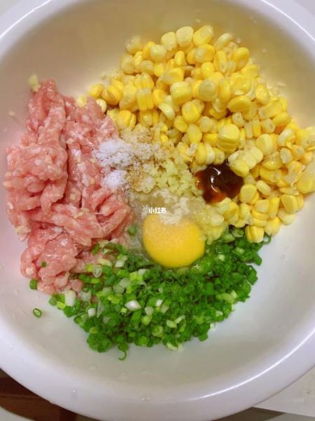 玉米饺子馅怎么做_玉米饺子馅怎么调才好吃-第3张图片-山城妙识