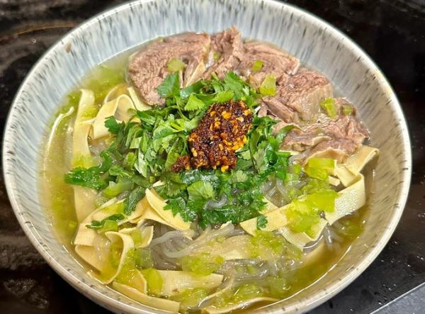 淮南牛肉汤粉丝哪家正宗_怎么在家复刻-第2张图片-山城妙识