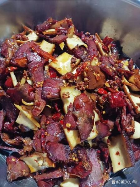 腊牛肉怎么炒不硬_腊牛肉炒之前怎么处理-第2张图片-山城妙识