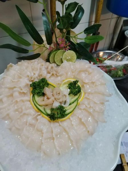 象拔蚌刺身摆盘技巧_如何切摆更美观-第3张图片-山城妙识 象拔蚌刺身摆盘技巧_如何切摆更美观-第3张图片-山城妙识