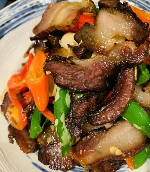腊肉泡水多久才能吃_腊肉提前泡多久去盐-第2张图片-山城妙识