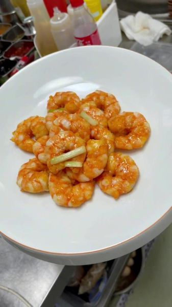 香辣虾仁怎么做好吃_香辣虾仁的家常做法-第3张图片-山城妙识