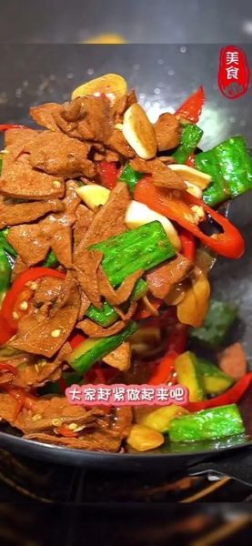 黄瓜炒猪肝怎么做_猪肝炒多久才嫩-第1张图片-山城妙识