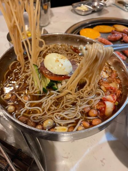 韩国冷面热量高吗_减肥能吃吗-第2张图片-山城妙识