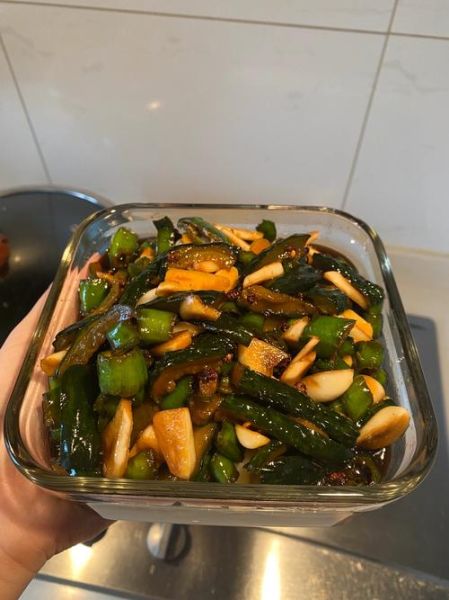 小黄瓜咸菜怎么腌制又脆又好吃_小黄瓜咸菜腌制配方-第3张图片-山城妙识