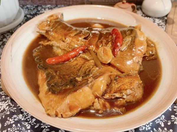 红烧鳕鱼尾怎么做_红烧鳕鱼尾的家常做法-第3张图片-山城妙识